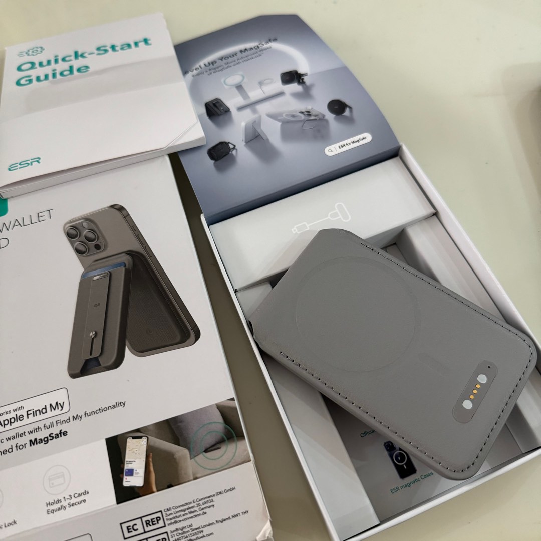 ESR Geo Wallet Stand with MagSafe - Grey, Mobile Phones & Gadgets ...