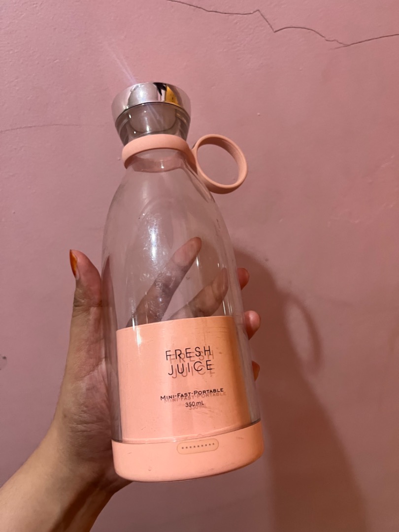 Juicer blander portable, Elektronik, Lainnya di Carousell