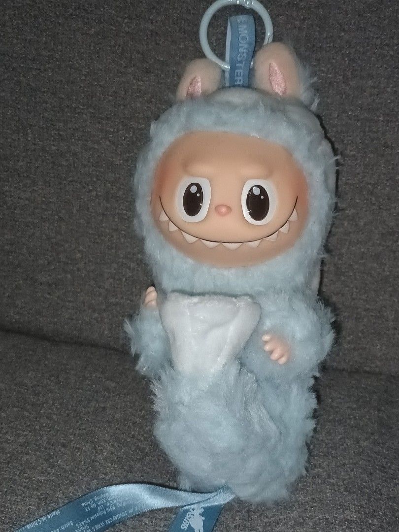 Labubu Merlion rare exclusive Singapore authentic, Hobbies & Toys, Toys ...