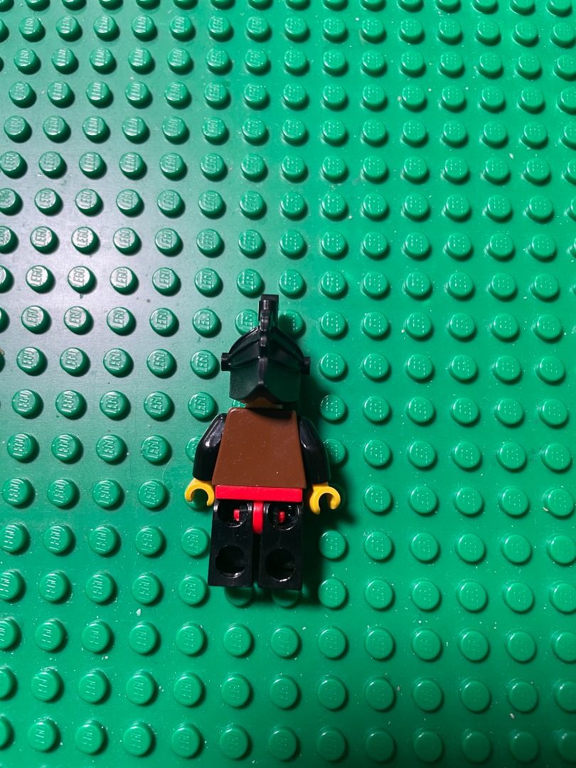 Lego Knights Kingdom 1 - Robber 2, Black Dragon Helmet Set 4806 ...