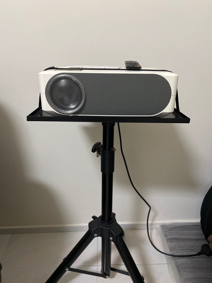 Lumos Auro Projector with Rize Stand, TV & Home Appliances, TV ...