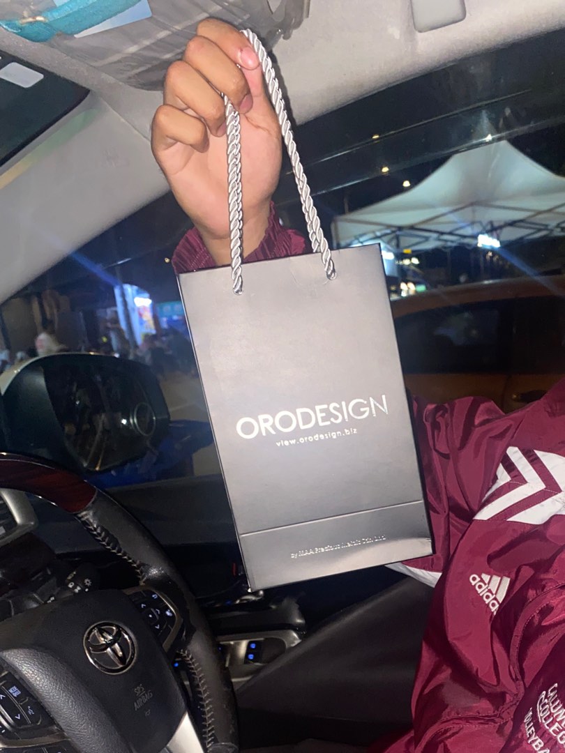 MAA GOLD BAR, Luxury, Accessories on Carousell
