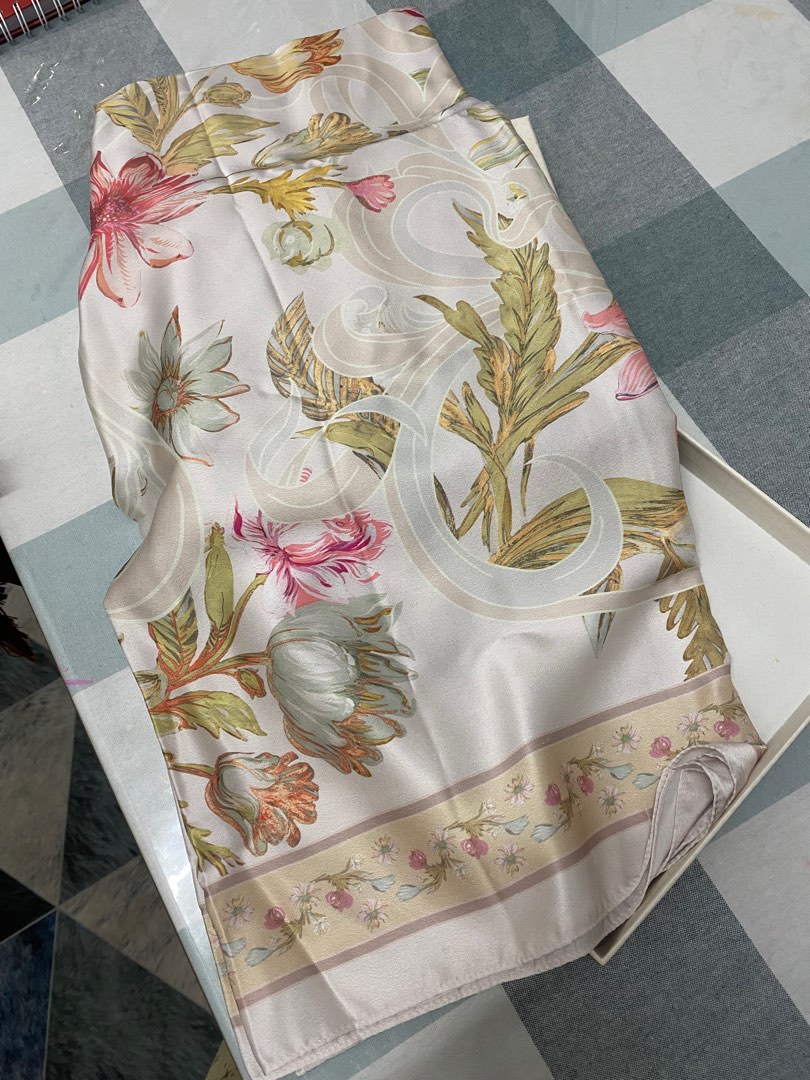 original satin silk nealofar include box, Women's Fashion, Muslimah ...