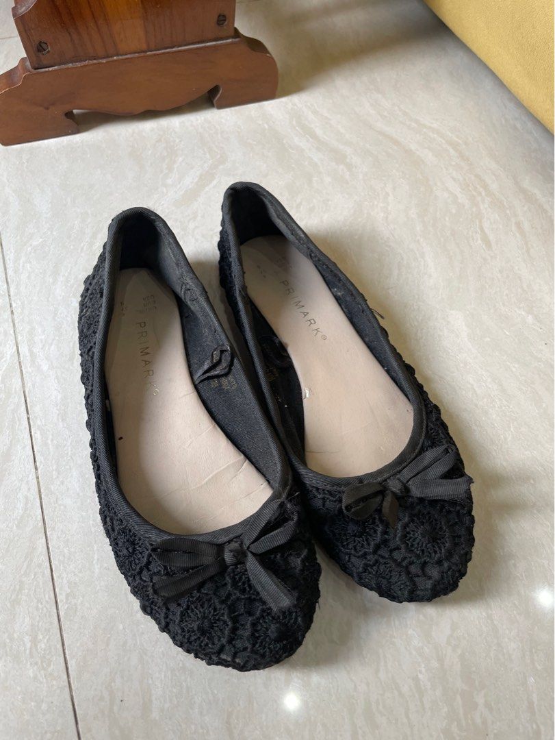 Primark Black Lace Flat Shoes size 37, Fesyen Wanita, Sepatu di Carousell