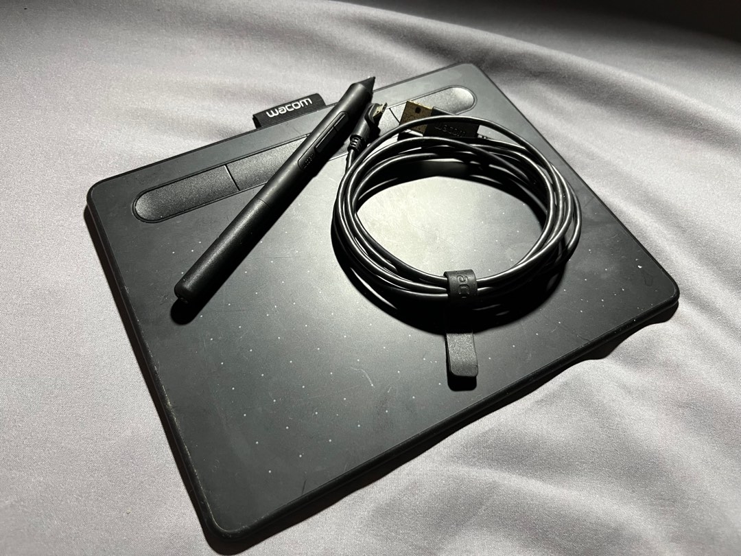 WACOM INTUOS CTL 4100, Computers & Tech, Desktops on Carousell