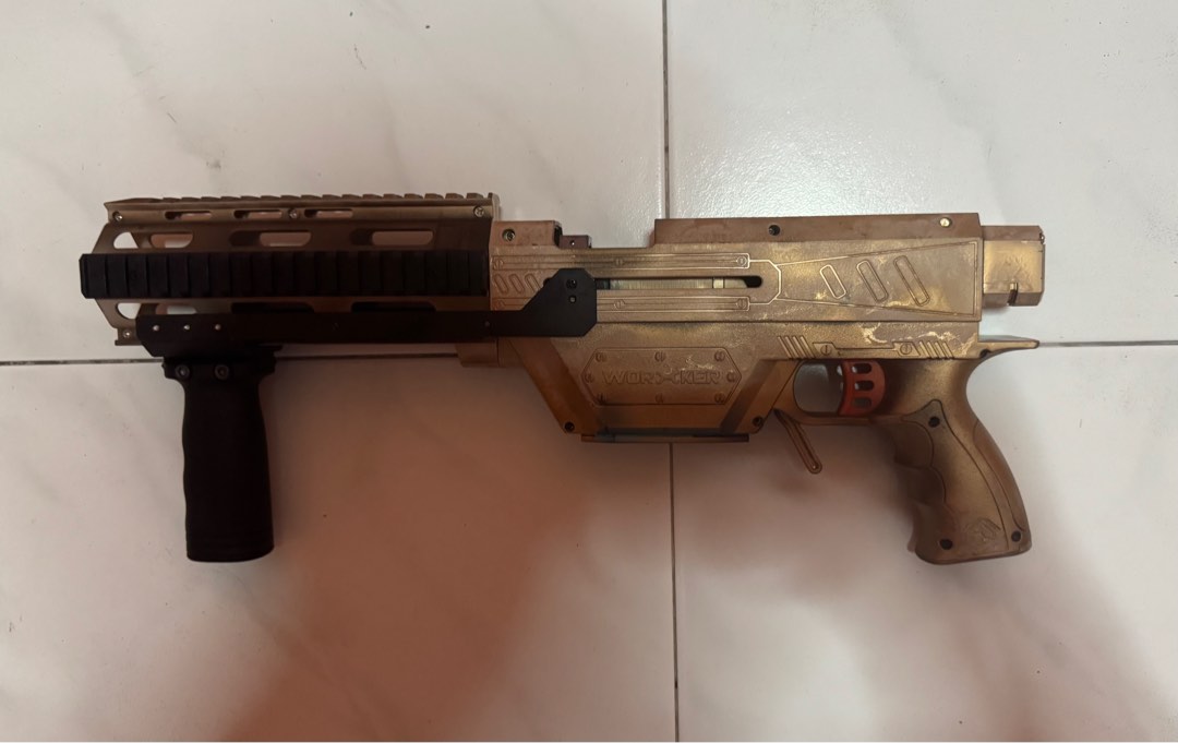 Worker Prophecy Blaster - Gold, Hobbies & Toys, Toys & Games on Carousell
