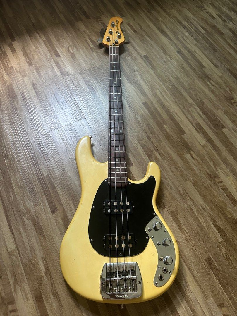 1980 Musicman Sabre Bass (Pre-Ernie Ball), Hobbies & Toys, Musical ...