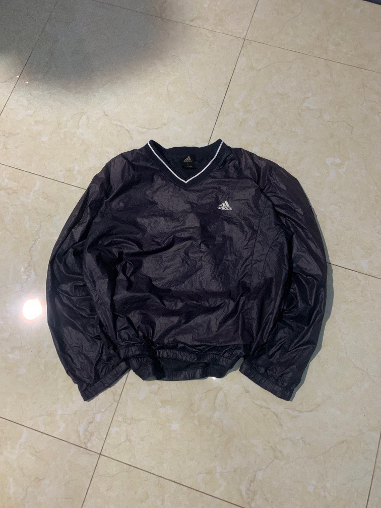adidas windbreaker boxy, Men's Fashion, Activewear on Carousell