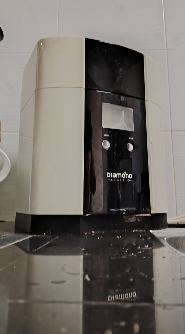 Diamond Water Dispenser, Furniture & Home Living, Bathroom & Kitchen ...