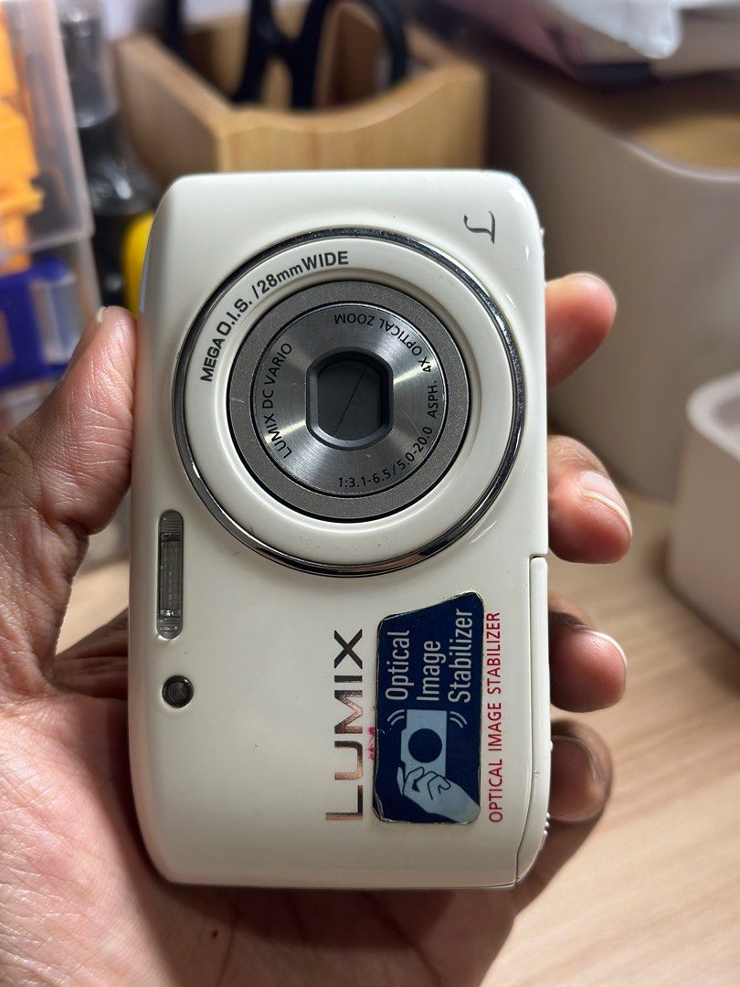Digicam Lumix Dmc s2, Fotografi di Carousell