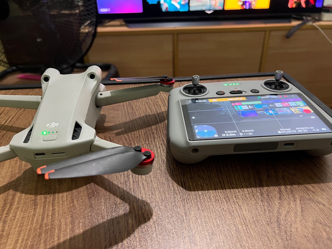DJI mini pro 3, Photography, Drones on Carousell