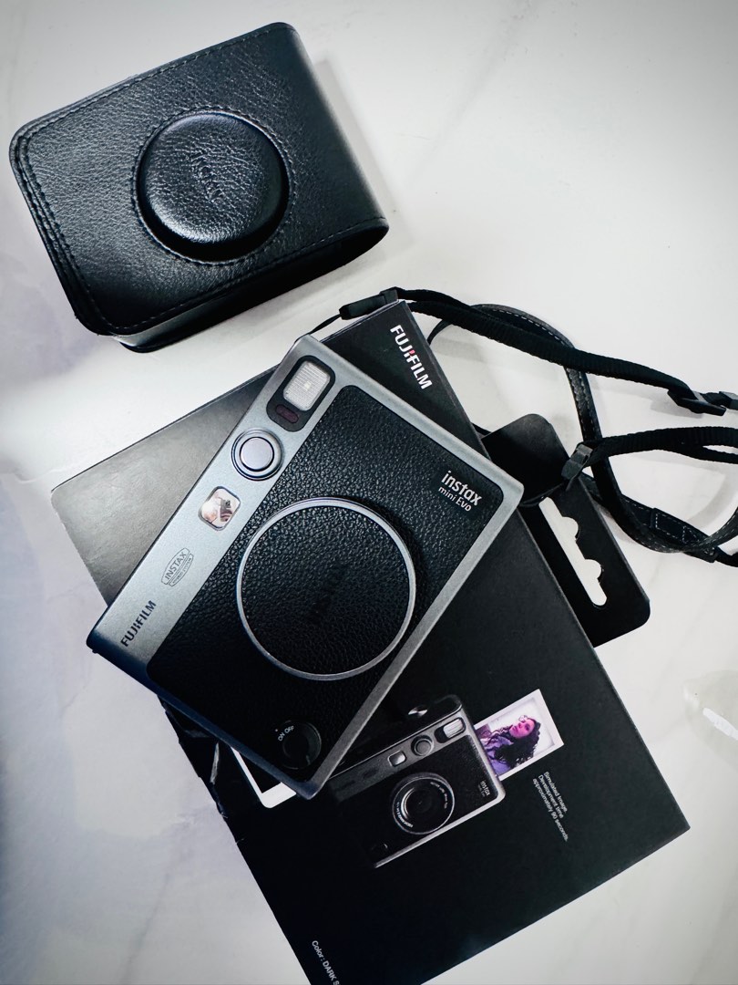 [Negotiable] Fujifilm Instax Mini Evo Hybrid Instant Camera (Polaroid ...