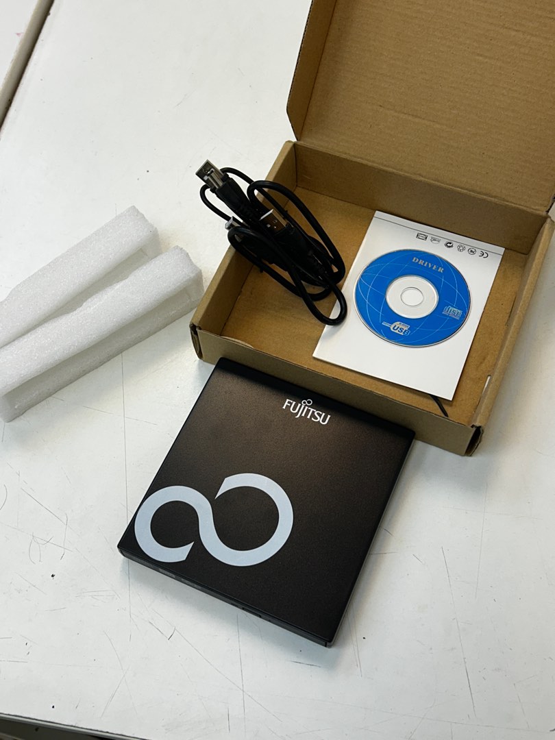 全新Fujitsu CD / DVD RW drive 富士通播放器, 家庭電器, 電視 & 其他娛樂, 藍光及播放器 - Carousell