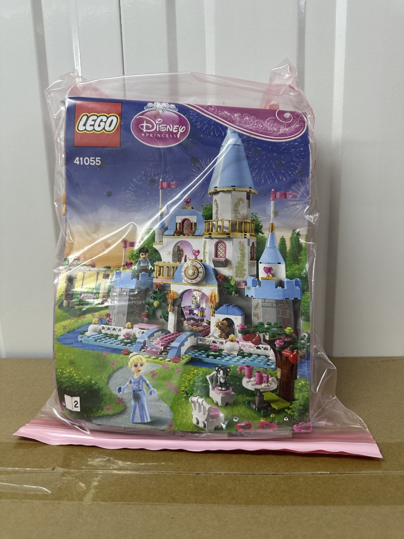 Lego Disney Princess - 41055 - Cinderella's Romantic Castle, Hobbies ...