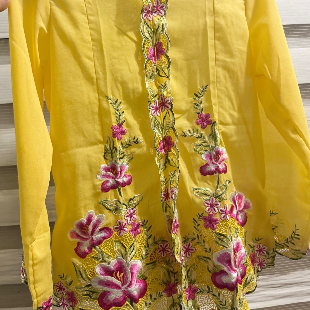 Light Yellow Kebaya Baba Nyonya + Pink Batik, Women's Fashion, Muslimah ...