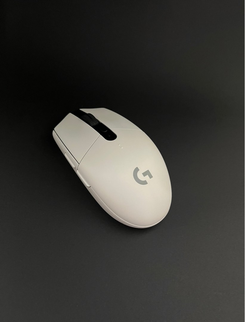 Logitech G304 Wireless Gaming Mouse, Computers & Tech, Parts ...