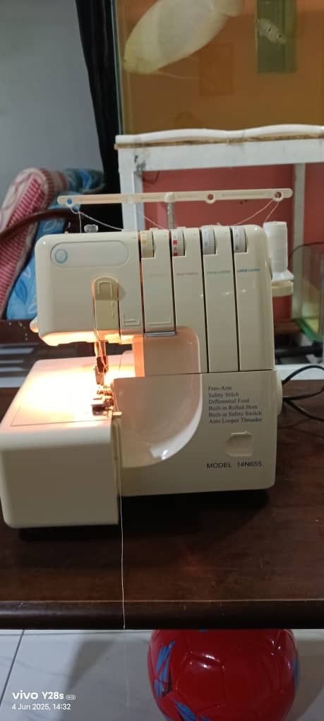 Mesin Jahit Tepi, TV & Home Appliances, Other Home Appliances on Carousell