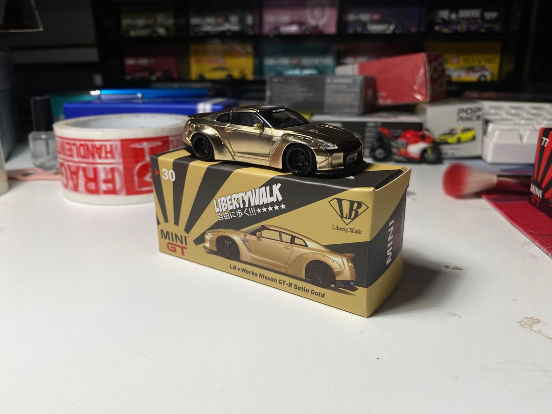 mini gt liberty walk lbwk nissan skyline gtr r35 (rare), Hobbies & Toys ...