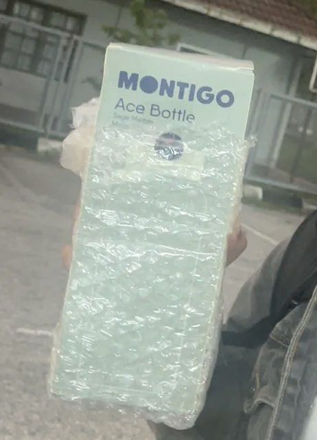 MONTIGO Stone Ace Bottle Mega (950ml), Furniture & Home Living, Kitchenware & Tableware, Water ...