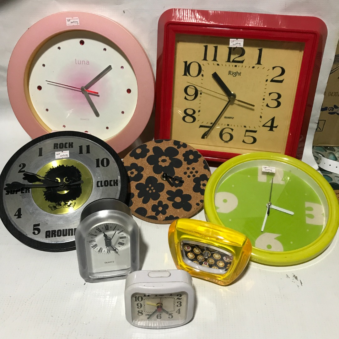 NOT WORKING Clocks #3797, Furniture & Home Living, Home Decor, Clocks ...