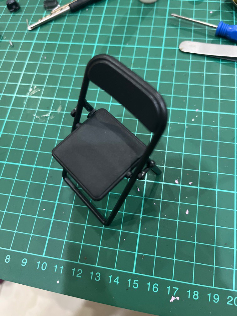Original SHF Diorama Chair 1/12 Scale [Customisable Colour], Hobbies ...