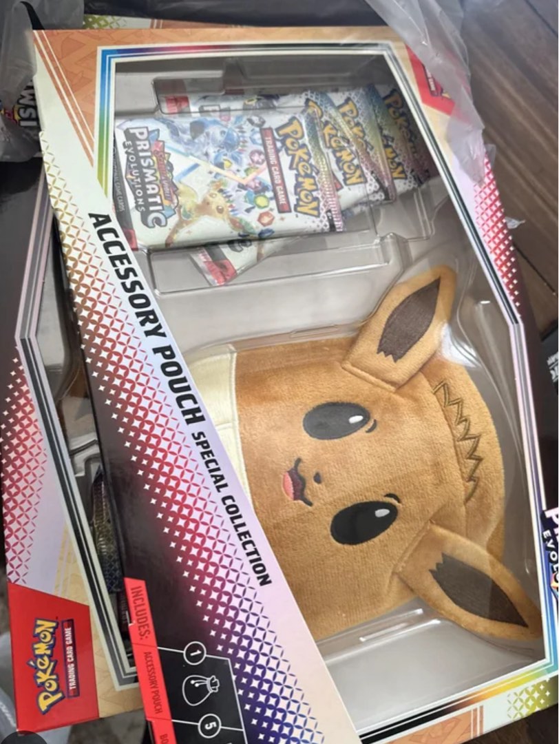 Prismatics Eevee Pouch Set, Hobbies & Toys, Memorabilia & Collectibles ...