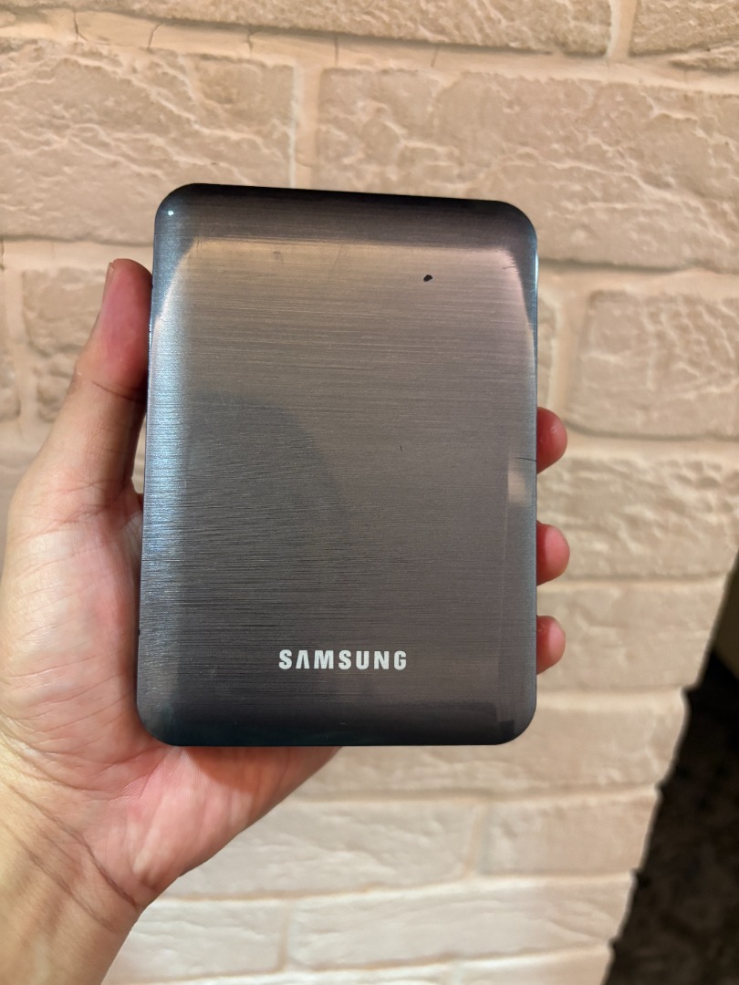 Samsung Wireless Portable Streaming Device (1.5TB with built-in Wifi ...