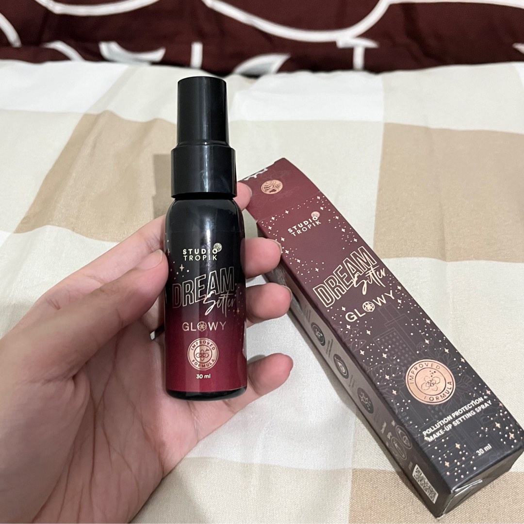 Studio Tropik Dream Setter Setting Spray Glowy, Kesehatan & Kecantikan ...