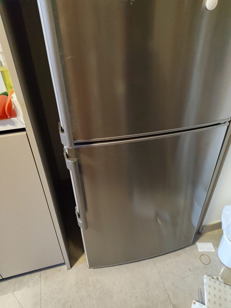 Teka Fridge, TV & Home Appliances, Kitchen Appliances, Refrigerators ...
