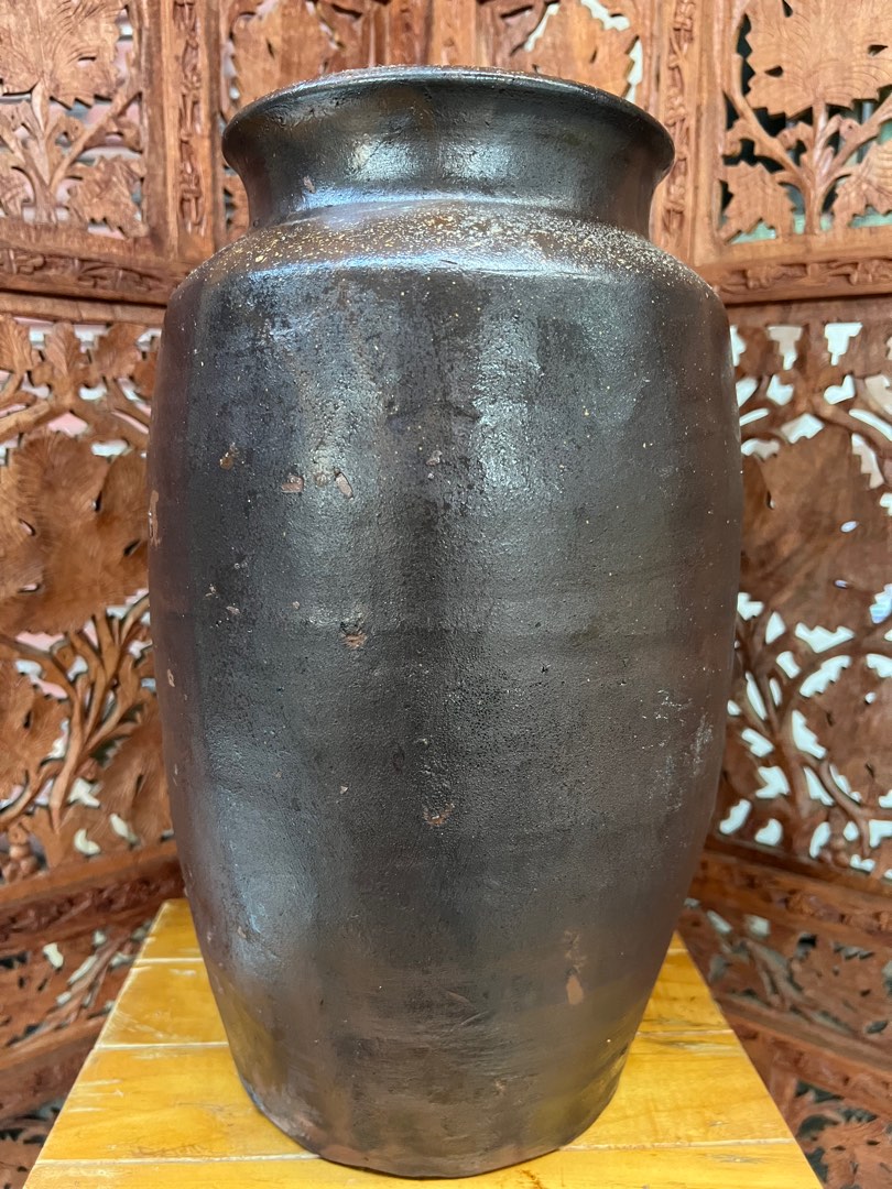 Vintage Beautiful Rustic Pot Vessel Vase, Hobbies & Toys, Memorabilia ...