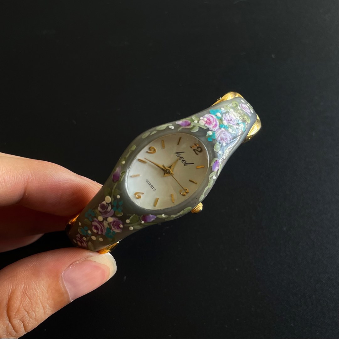Vintage Heel Hand-painted Bangle Watch, Women's Fashion, Watches ...