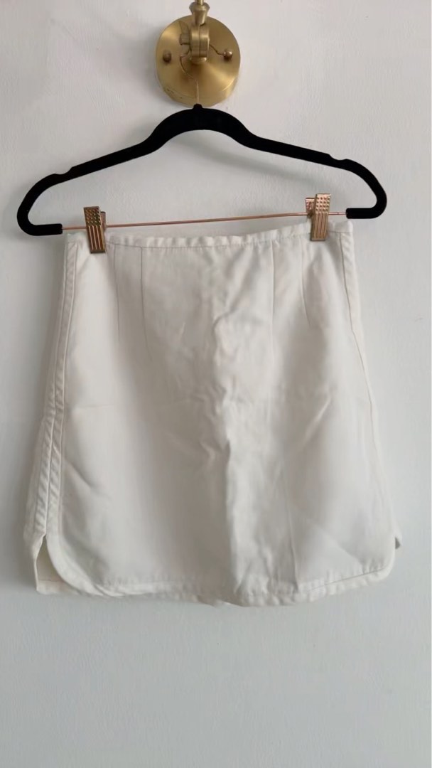Zara White Mini Skirt - Extra Small, Women's Fashion, Bottoms, Skirts ...