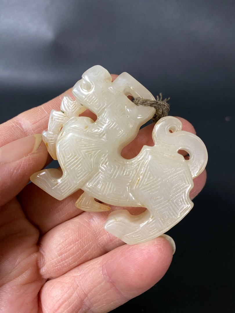 和田玉 兽Hetian Jade Beast, Hobbies & Toys, Memorabilia & Collectibles ...
