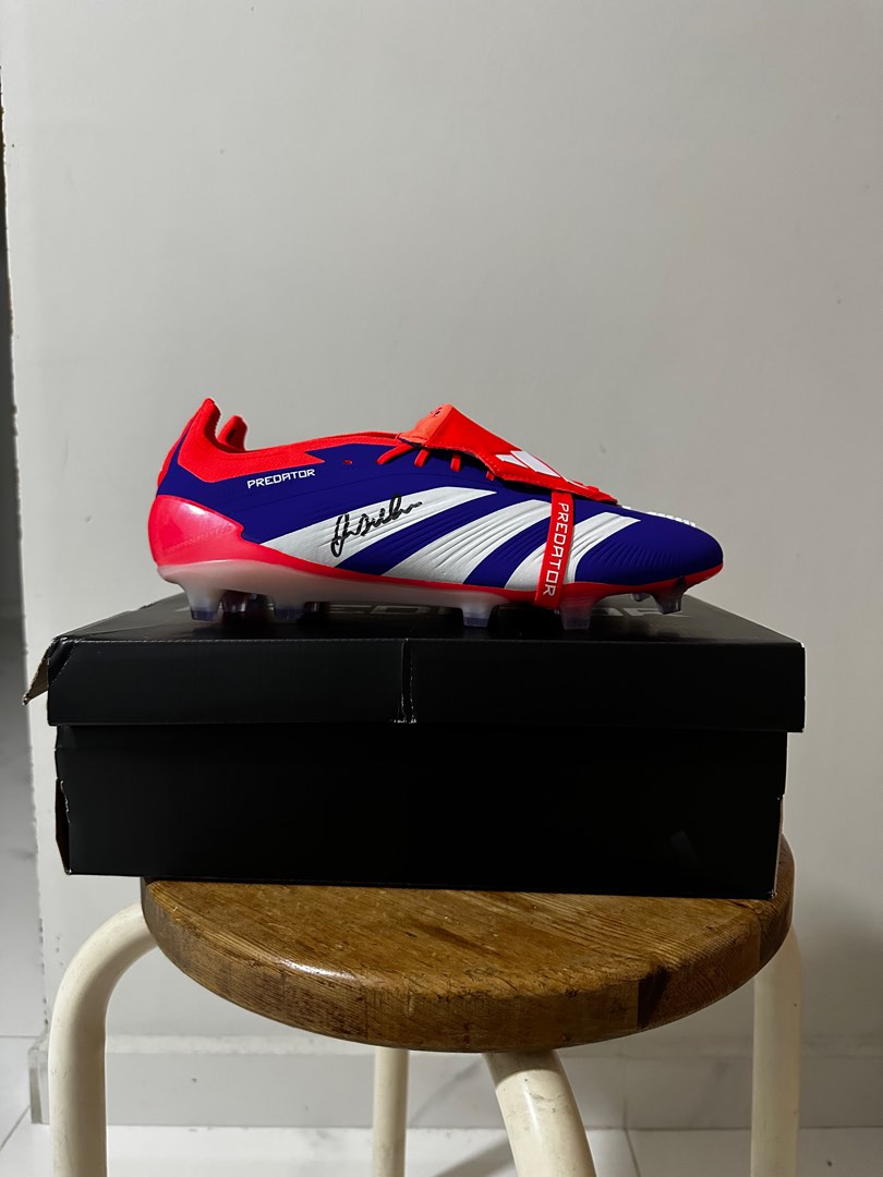 David Beckham Signed Predator Elite FG, Sports Equipment, Sports ...