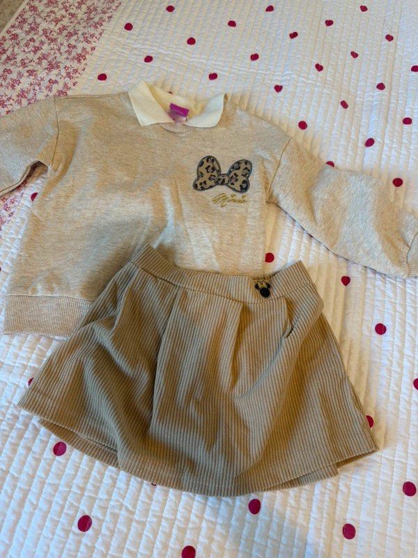 Disney sets bukan sarah louise annafie dondolo deargg darcy&rae luli&me ...