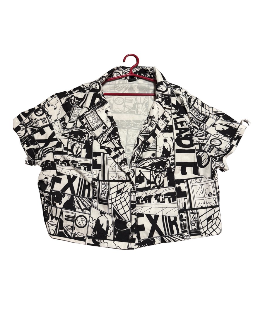 magazine design box cropped polo shirt, Women's Fashion, Tops, Blouses ...