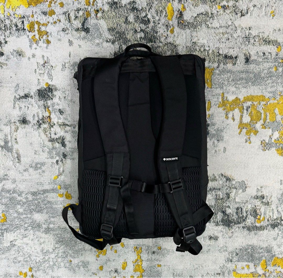 Original Descente Centre Logo Laptop Backpack, Men's Fashion, Bags ...