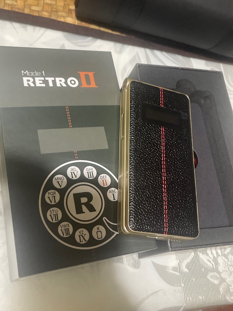 Retro Japanese Flip Phone, Mobile Phones & Gadgets, Mobile Phones ...