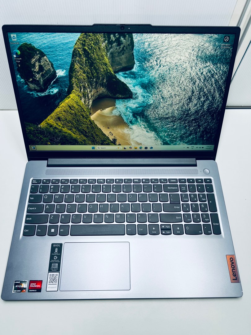 Superb deal Lenovo IdeaPad Slim 3 Ryzen 7 almost 3 years Warranty ...
