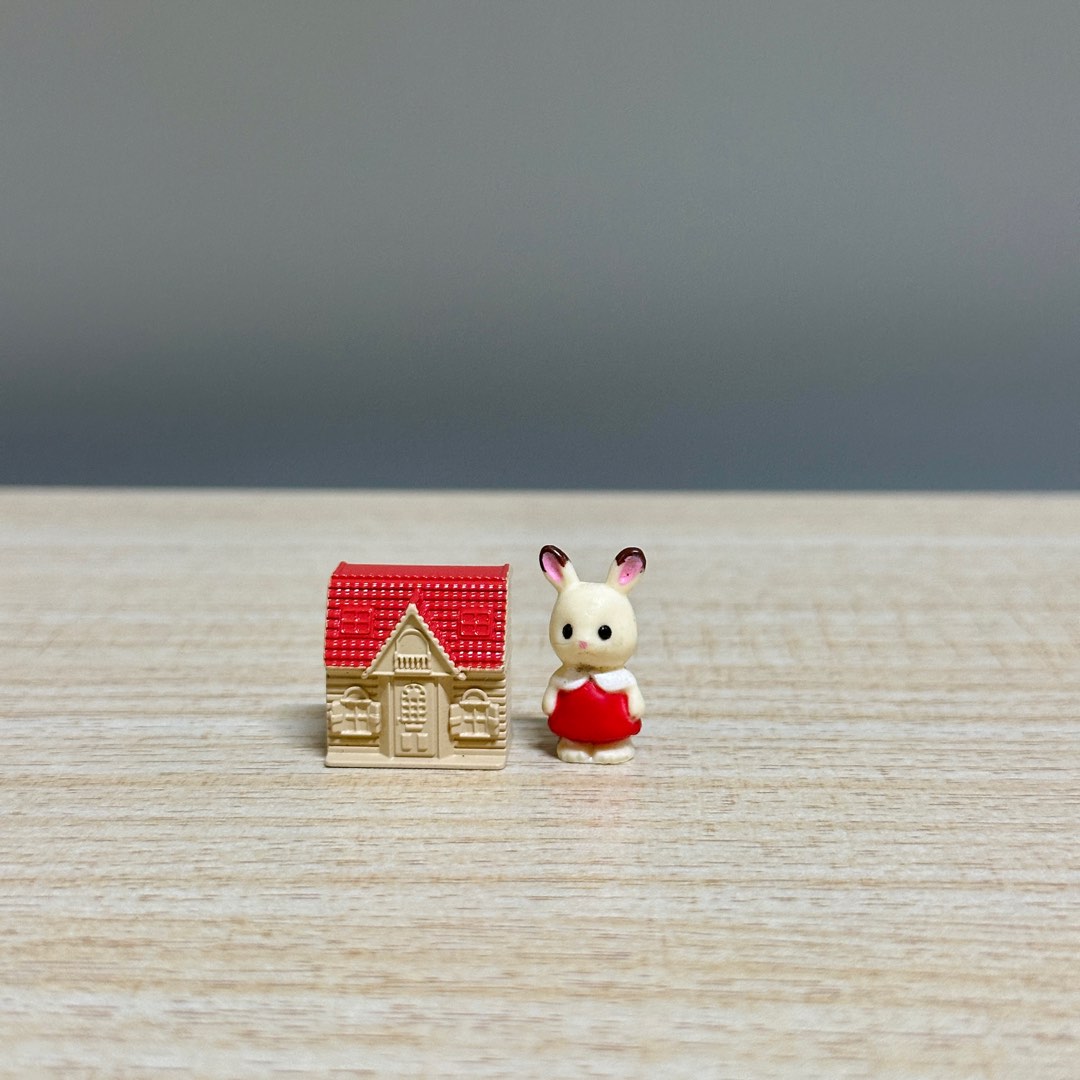 Sylvanian Families Miniature House and Critter (regular adult Sylvanian ...
