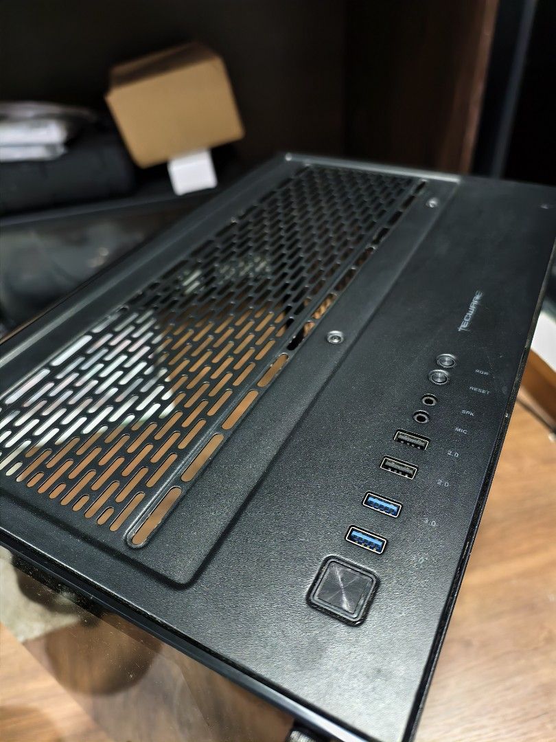 Tecware VXR PC case, Computers & Tech, Desktops on Carousell
