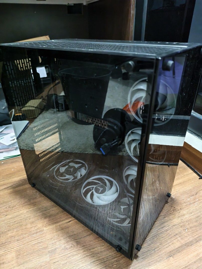 Tecware VXR PC case, Computers & Tech, Desktops on Carousell
