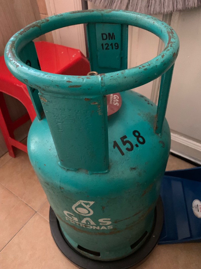 Tong Gas LPG Petronas (12kg) LPG Gas Cylinder, TV & Home Appliances ...
