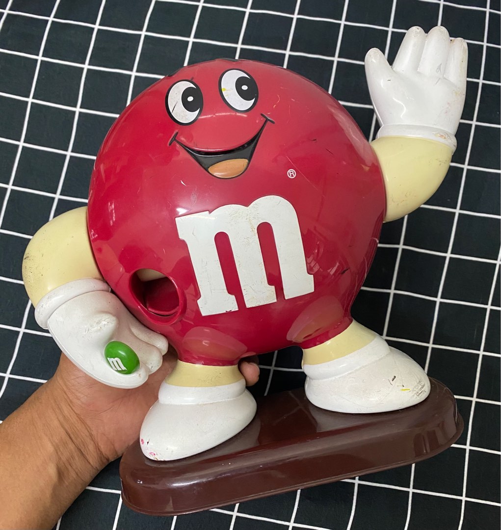 Vintage 1993 M&M's candy dispenser, Hobbies & Toys, Collectibles ...