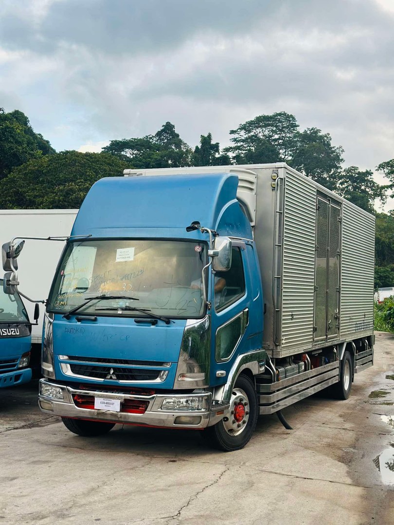 2024 Fuso Fighter Reefer Van 21ft. Custom Edition 8 Stud / -30 Degrees ...