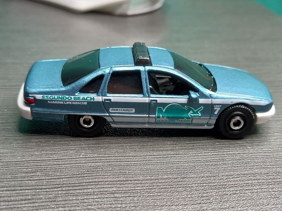 '94 Chevy Caprice Classic Police Metalflake Light Blue 2019 Mattel ...