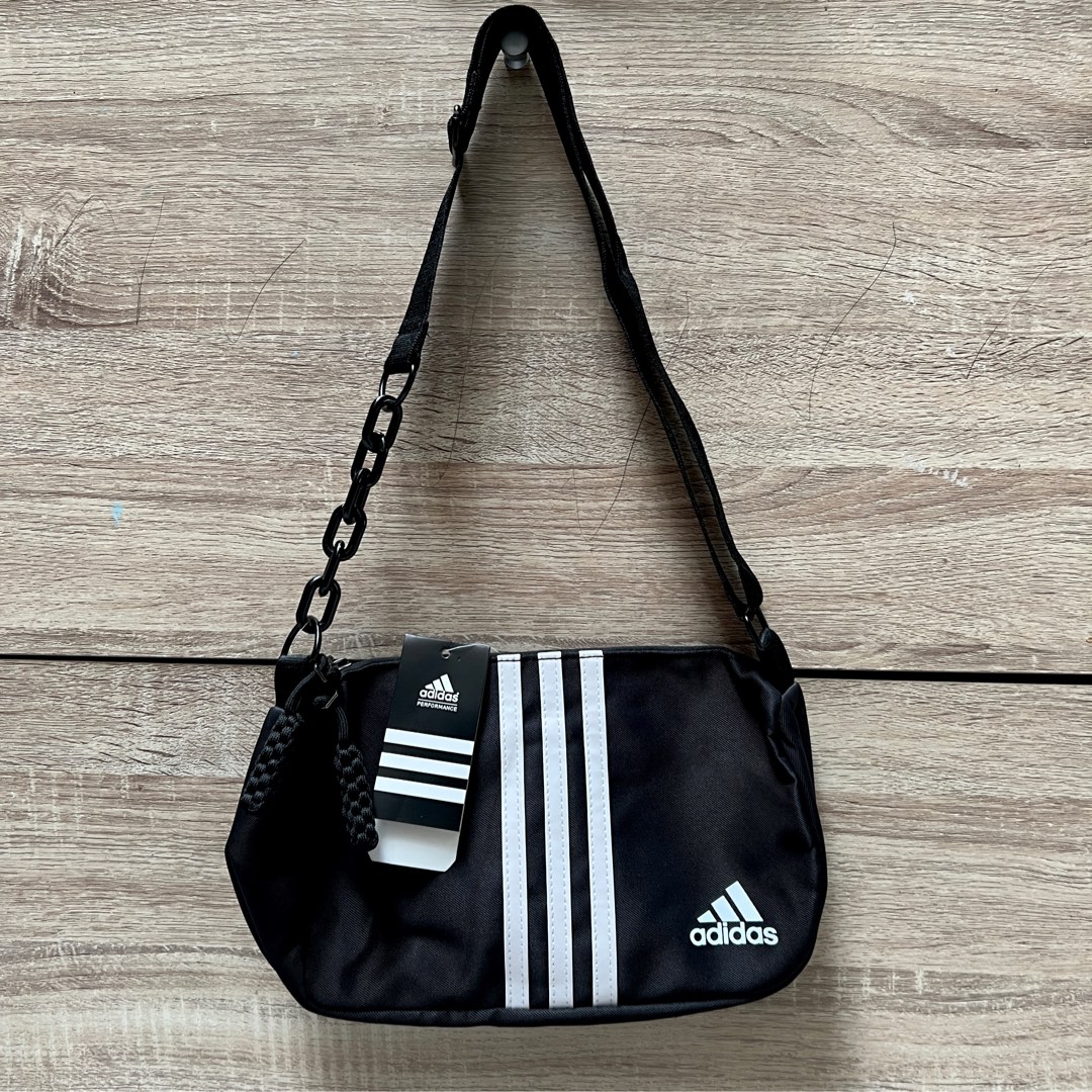 Adidas Bag Black Original, Fesyen Wanita, Tas & Dompet di Carousell