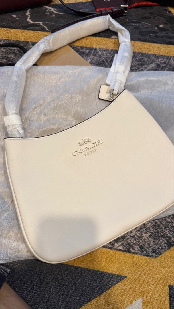 Coach Penelope Shoulder Bag, Luxury, Bags & Wallets on Carousell