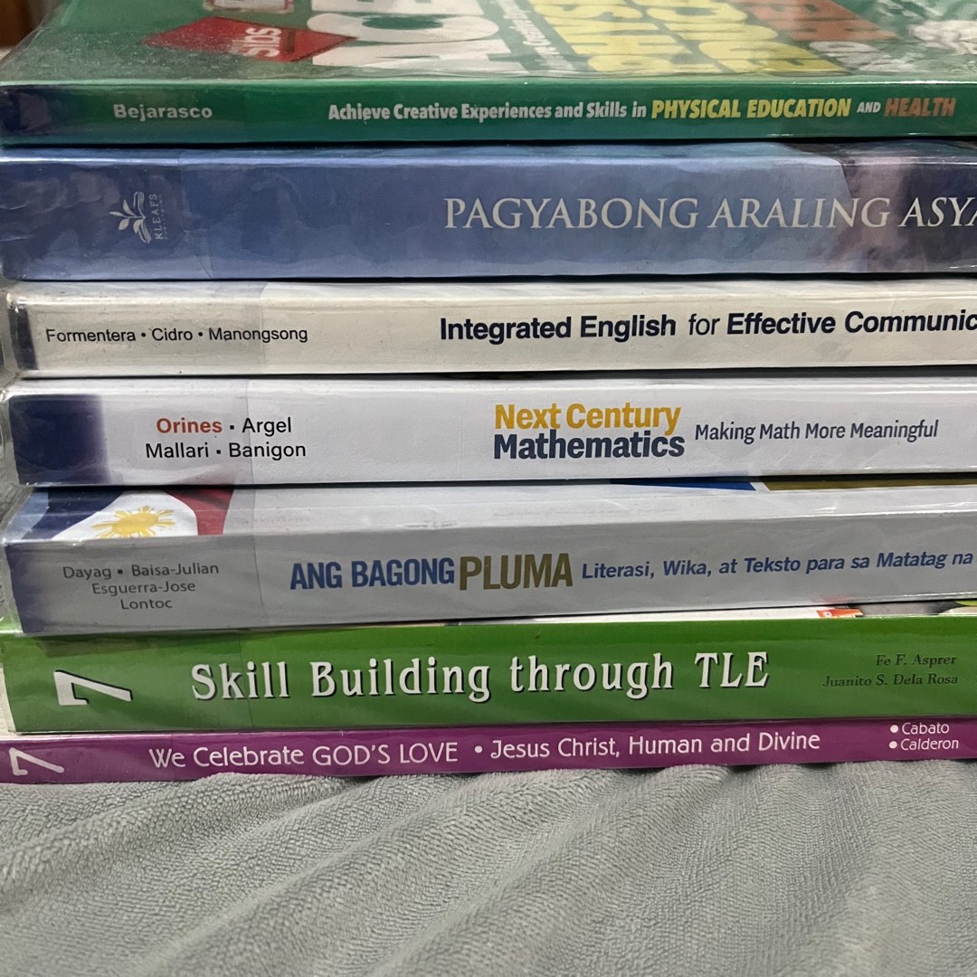 Grade 7 textbooks take all, Hobbies & Toys, Books & Magazines ...