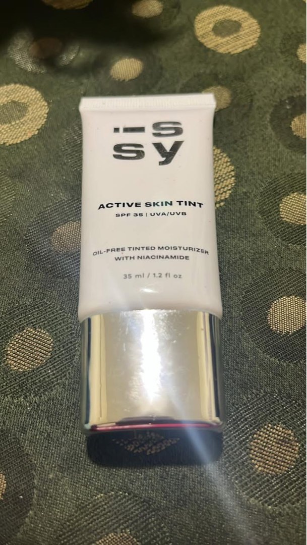 Issy active skin tint FAWN SHADE, Beauty & Personal Care, Face, Makeup ...